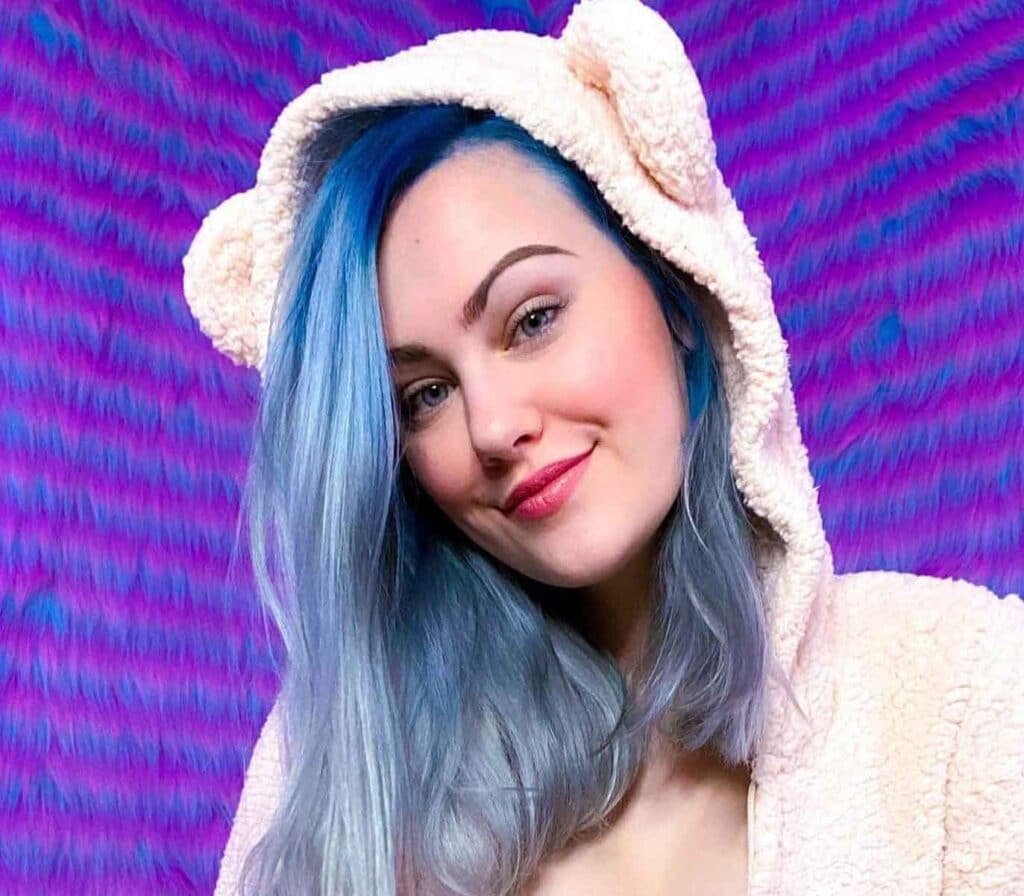 Clara Kitty (ClaraBabyLegs) Age, Height, Net Worth, Movies, Zodiac Sign ...
