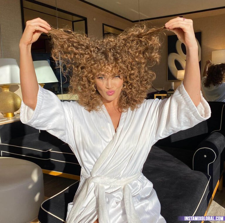 Who Is Madison Watkins? Age, Albums, Height, Net Worth, Songs, Wiki ...