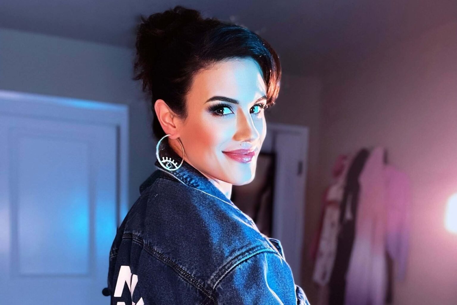 Penny Barber Wiki, Biography, Physical Appearance, Twitter, Family ...