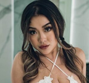 Vicki Li Biography, Age, Body Measurements, Instagram, TikTok, Family ...