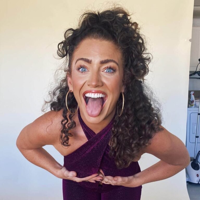 Who Is Madison Watkins? Age, Albums, Height, Net Worth, Songs, Wiki ...