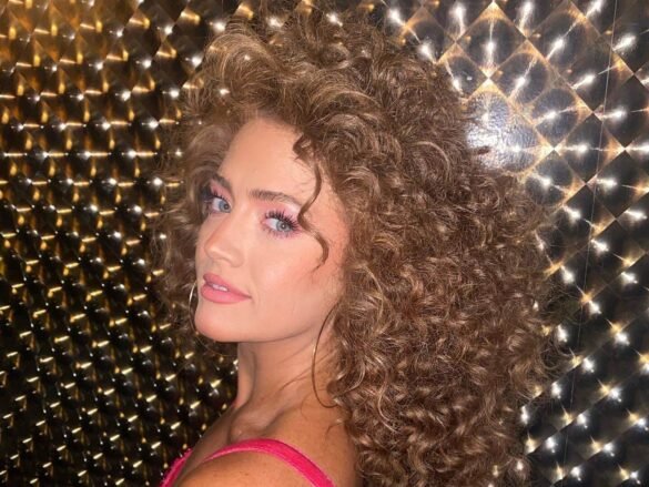 Who Is Madison Watkins? Age, Albums, Height, Net Worth, Songs, Wiki ...