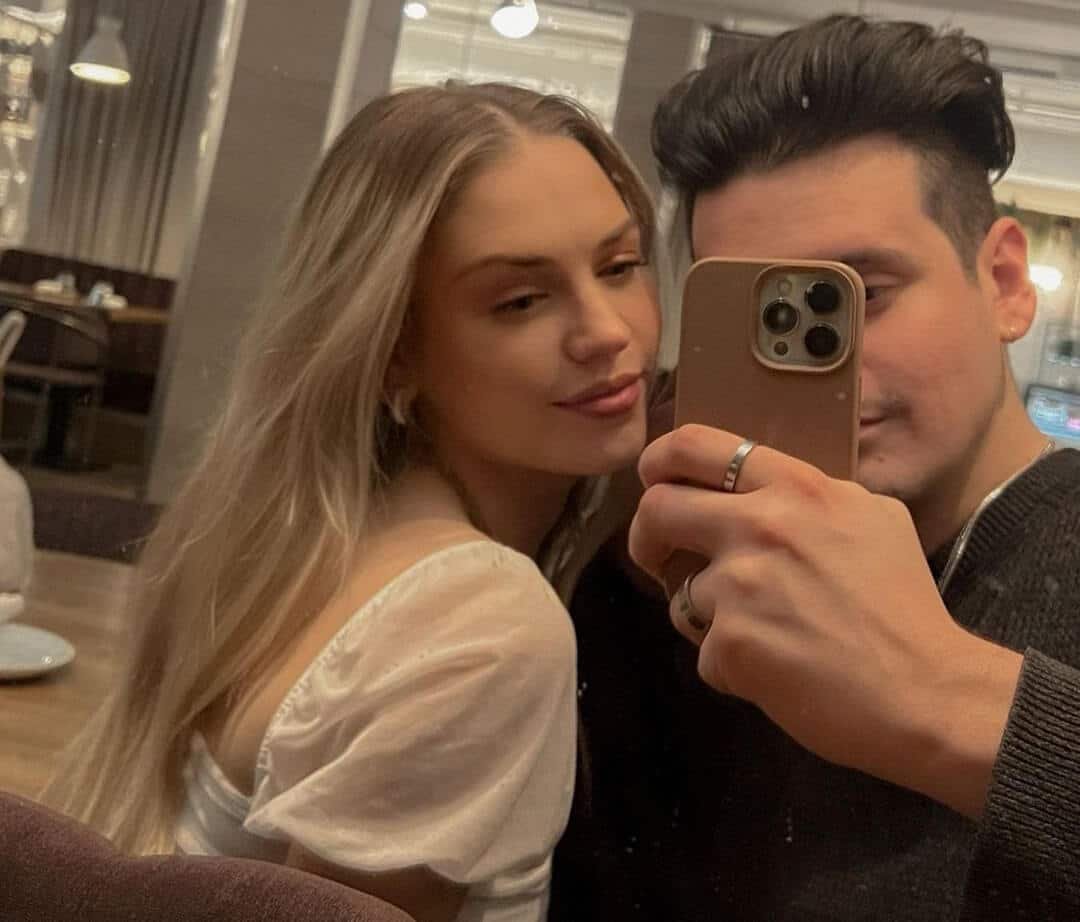 Jess Brooke Age, Bio, Height, Weight, Boyfriend, Youtube, Where Is Jess ...