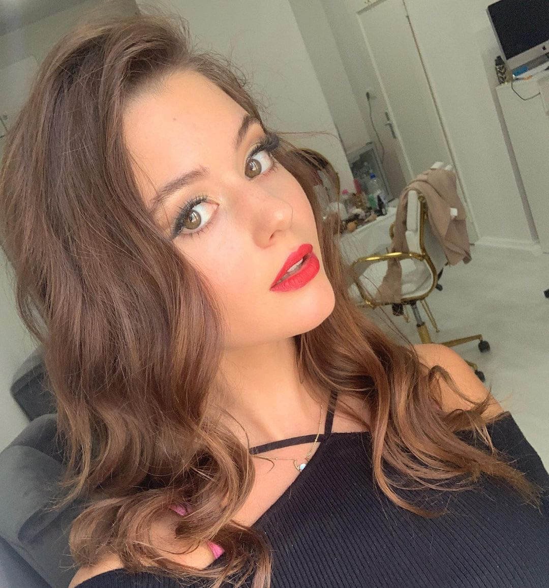 Zoelle Wiki, Biography, Age, Height, Weight, Boyfriend, Earnings, How ...