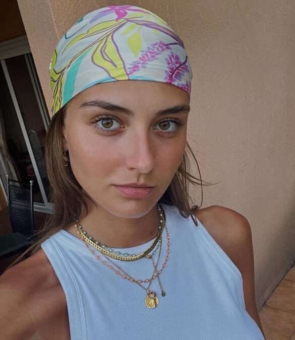 Carla Peclet Biography, Wiki Net Woth 2022, Age, Weight, Family, Five ...