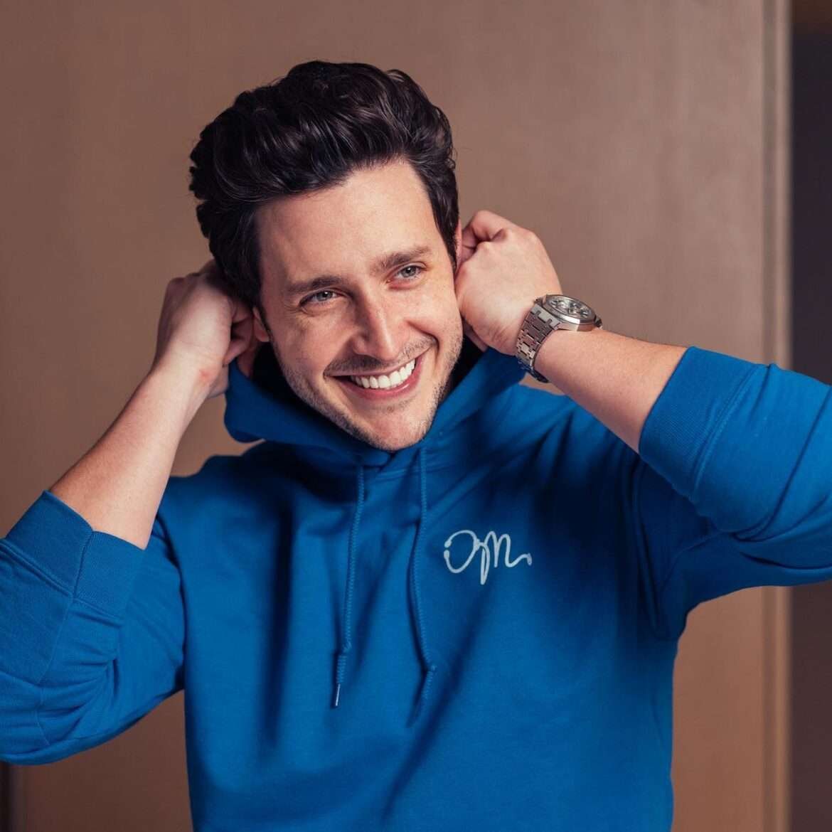 Dr. Mike Varshavski Biography, Age, Height, Weight, Social Media ...
