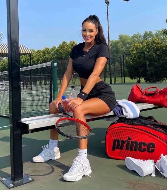 Rachel Stuhlmann, Everything You Need To Know About Rstuhlmann, Bio ...