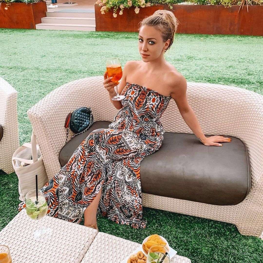 Who Is Wiola Radzanowska? Bio, Wiki, Age, Net Worth, Family, Why You ...