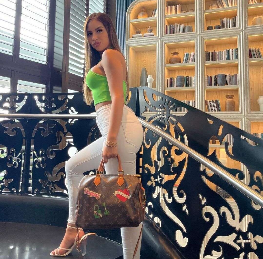 Daleska Andreina Biography, Wiki, Weight, Height, Age, Net Worth ...