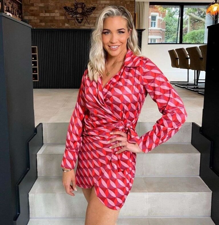 Gemma Atkinson Biography, Wiki, Net Worth, Height, Weight, Television ...