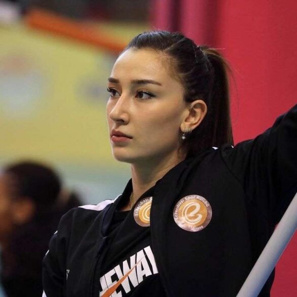 Who Is Keilah Kang? Biography, Wiki, Age, Husband, Modeling Career, 9 ...