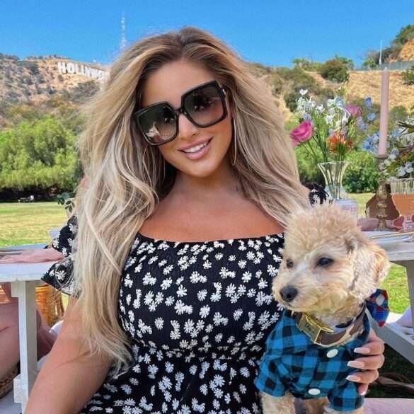 Olenia Caymares Biography, Wiki, Age, Height, Weight, Boyfriend, Family ...