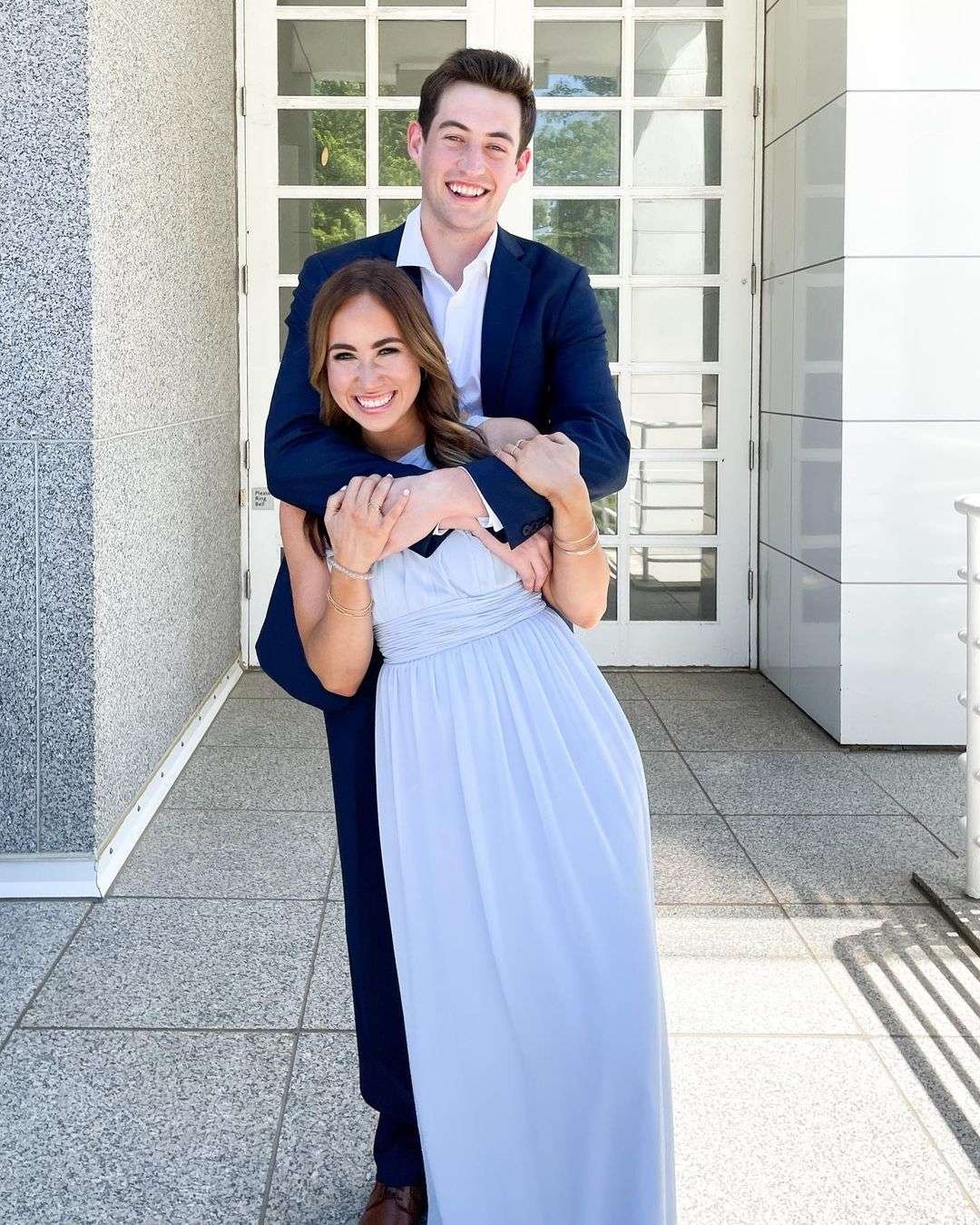 By Sophia Lee Biography, Sophie Zang, 1 Of The Best American TikTokers ...