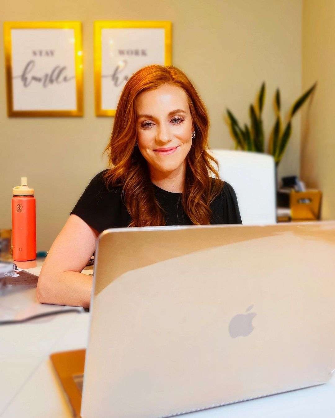 Who Is Jennifer Grandjean? Biography, All Details, Lifestyle, #1 Best ...