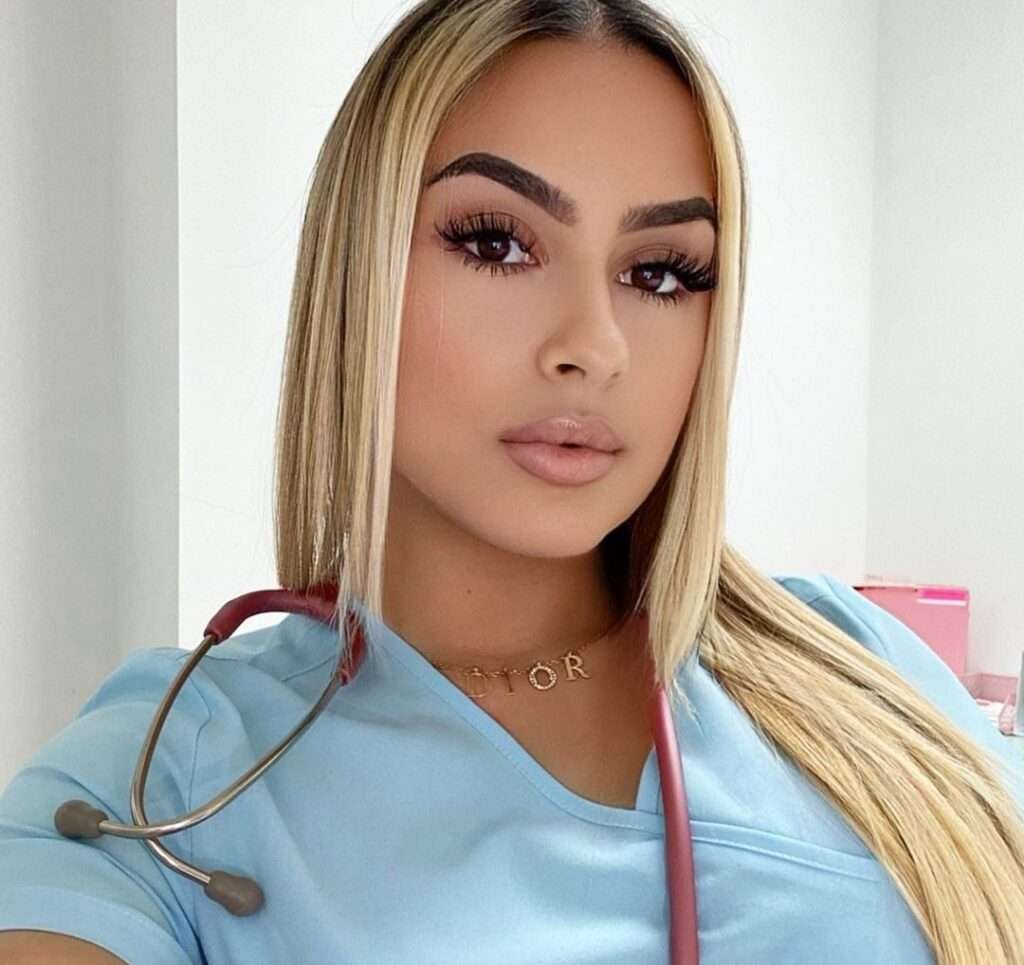 Gema Delgado Biography, Wiki, Height, Birthday, Age, Career, Clinical ...