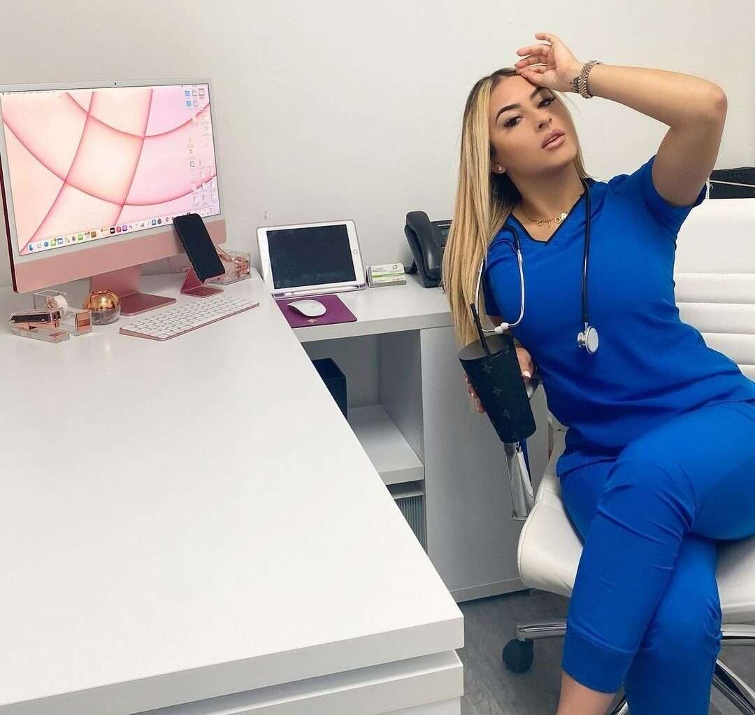 Gema Delgado Biography, Wiki, Height, Birthday, Age, Career, Clinical ...