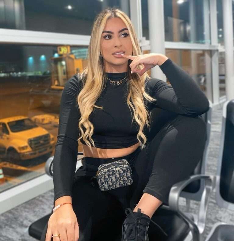 Gema Delgado Biography, Wiki, Height, Birthday, Age, Career, Clinical ...