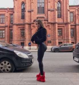 Who Is Ilona Korinets? Biography, Age, Weight, Height, Social Media ...