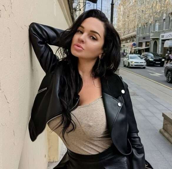 Lilya Volkova Bio, Wiki, Age, Height, Family, Boyfriend, Body Measurements, Career, — InstaMix ...
