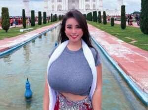 Sally Yeo Travel Blogger, Biography, Wiki, Age, Height, Weight, Husband, Family, Interesting ...