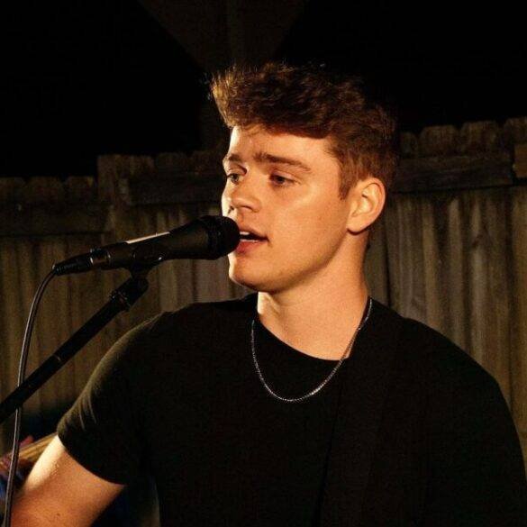 Sara Lyn Biography, #1 Alluring Social Media Celebrity, Model, Age ...