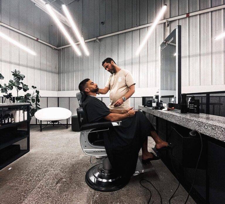 Who Is Anas Bukhash? Biography, Wikipedia, Age, Birthday, Mother ...