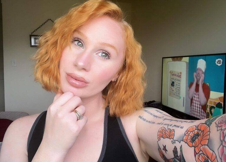 Ashley Elliott's Biography, Wiki, Age, Height, Childhood, Family ...