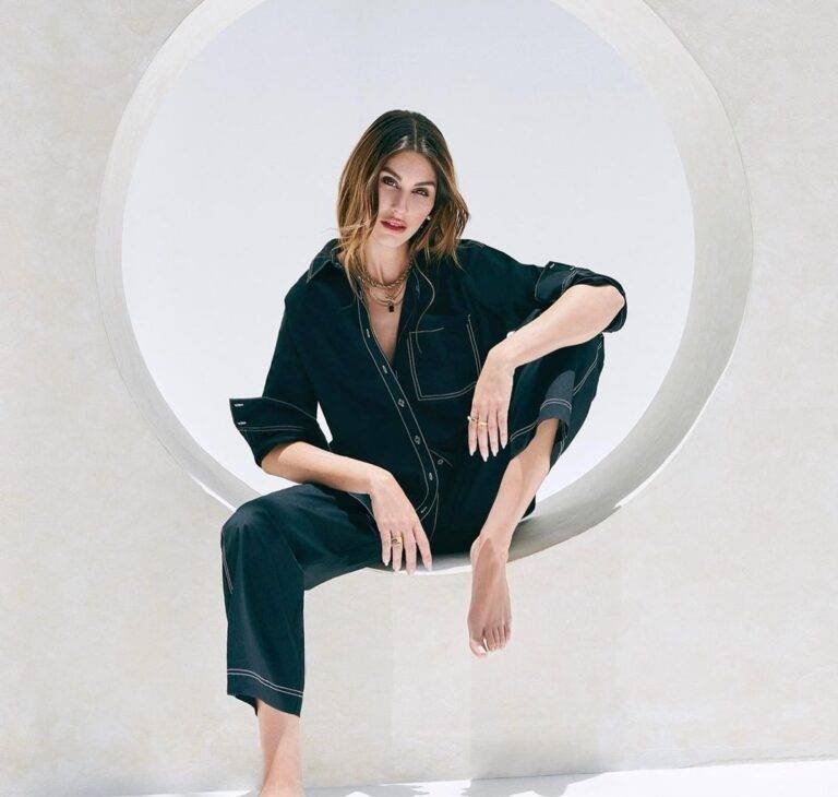 Nour Arida Age, Bio, Wiki, Husband, Family, Best Fashion Blogger, 9 ...