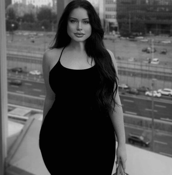 What Is The Birth Place Of Cati Angela? Biography, Stunning Model, Wiki ...