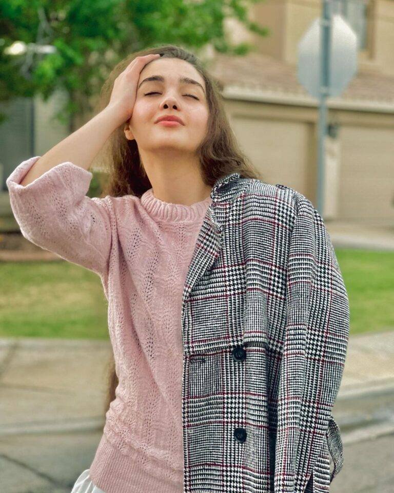 Who Is Lala Sadi? Age, Biography, #1 Stunning Model, Boyfriend ...