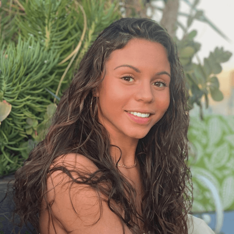 Kim French Biography, Age, Height, Weight, Social Media, Career, Family ...