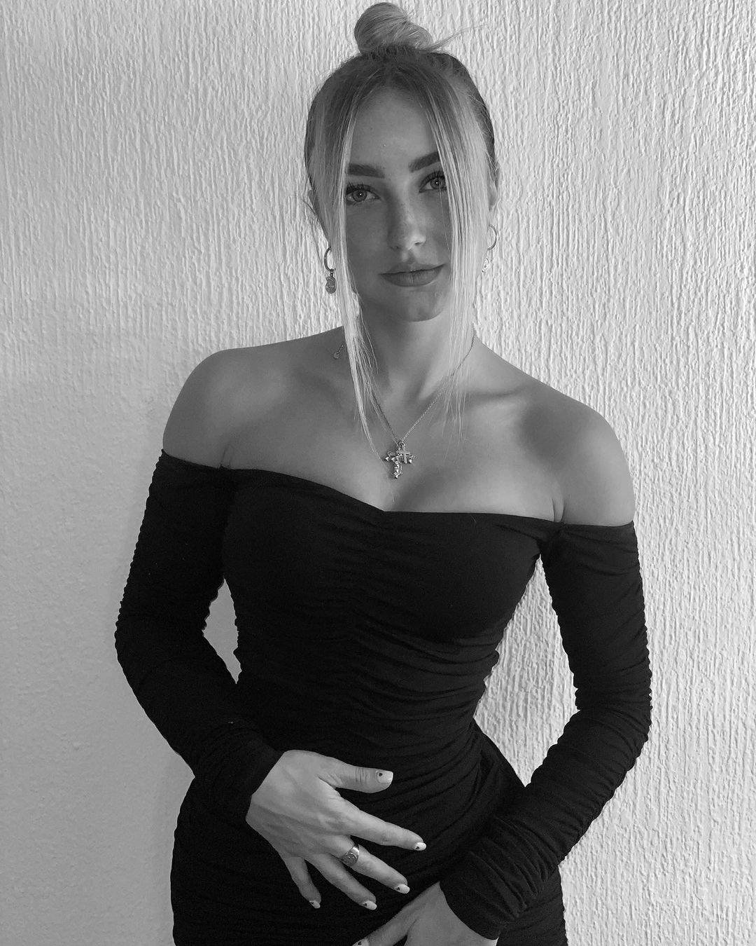 Sara Guerrero Biography, Wiki, Lifestyle, Stunning Spanish Model ...