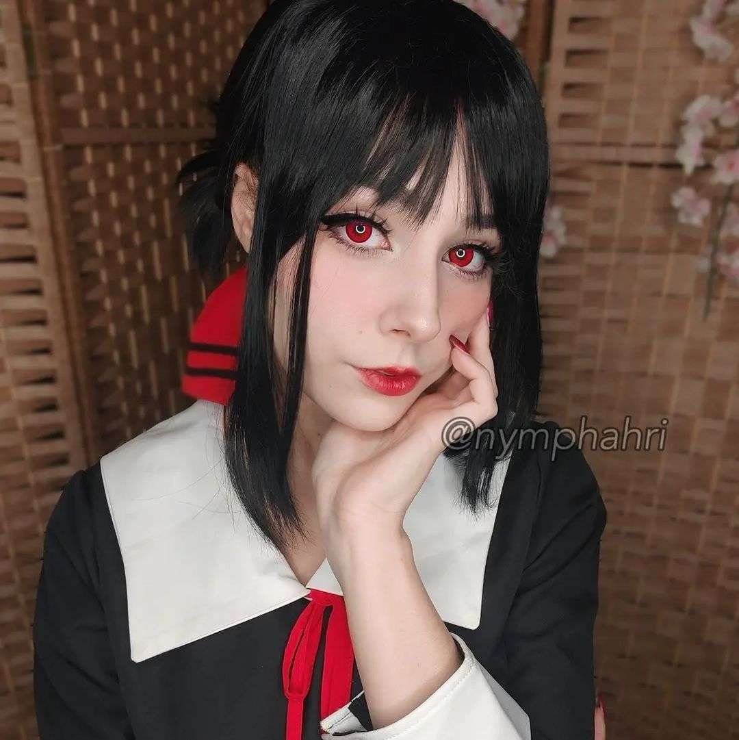 How Old Is Ahri (9gag Nymphahri )? Biography, Cosplayer, Age, Photos ...