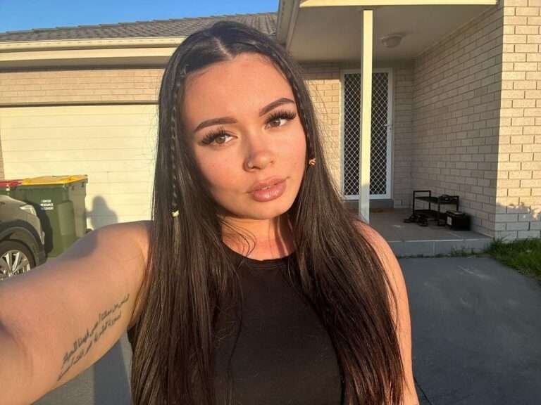 Who Is Kat Holmes? Biography, Adult Creator, Relationship, Net Worth ...