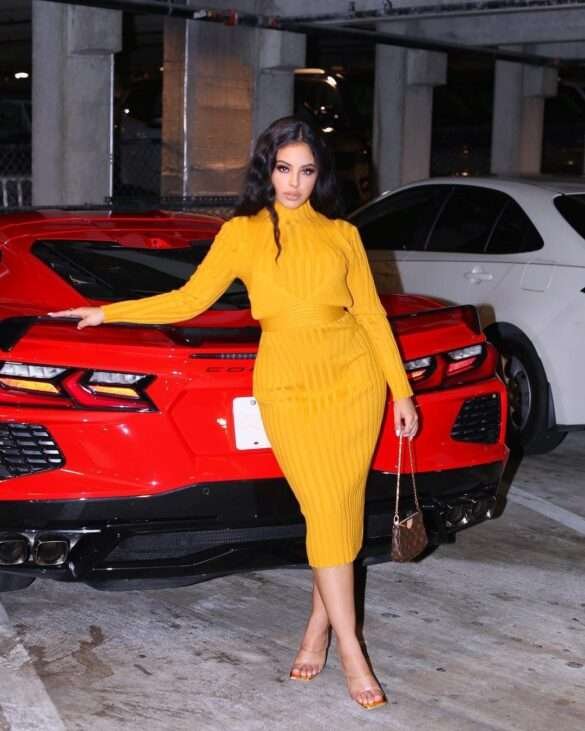 How Tall Is Kimmie Kim (numarubeauty)? Biography, Age, Height ...