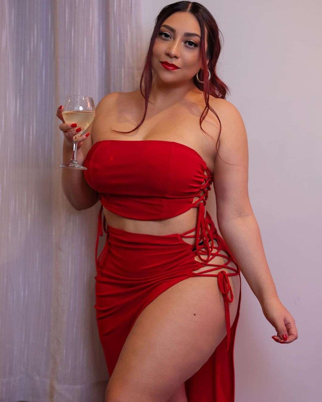 How Old Is Nancy Hernandez? Wiki, Biography, Age, Husband, Lifestyle, Net Worth, Instagram ...