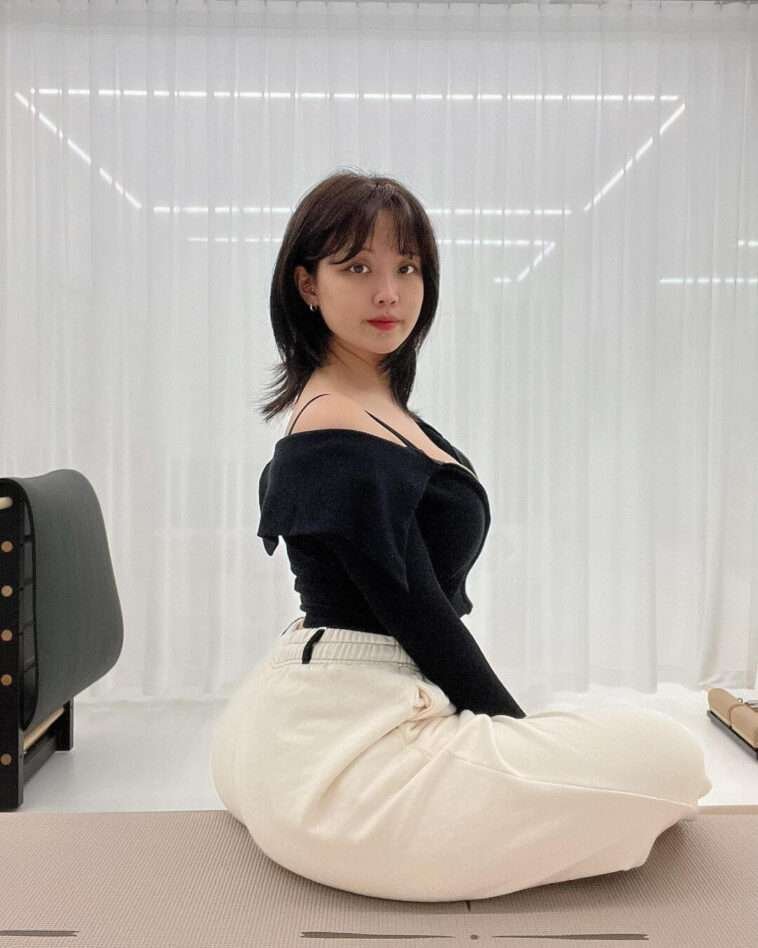 How Old Is Jiyu Lee (이지유)? Bio, Age, Height, Family, Net Worth ...