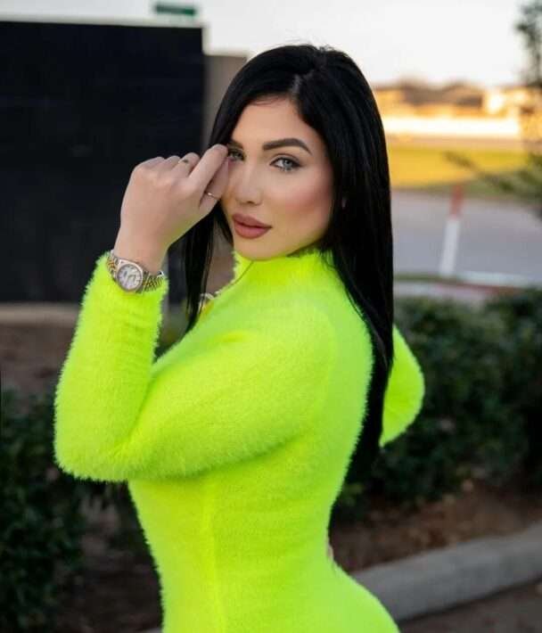 How Old Is Olmo Yanet? Bio, Age, Scarlett Olmo, Career, Interesting ...