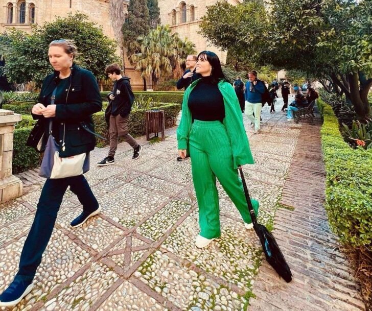 How Old Is La Mariposa? Bio, Wiki, Height, Age, Family, Net Worth ...