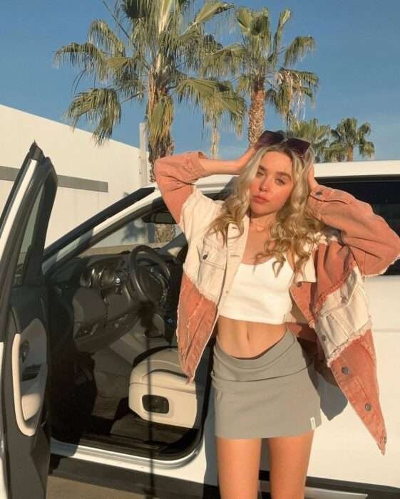 How Old Is Jenna Davis? Bio, Net Worth, Age, Height, Family, — InstaMix ...